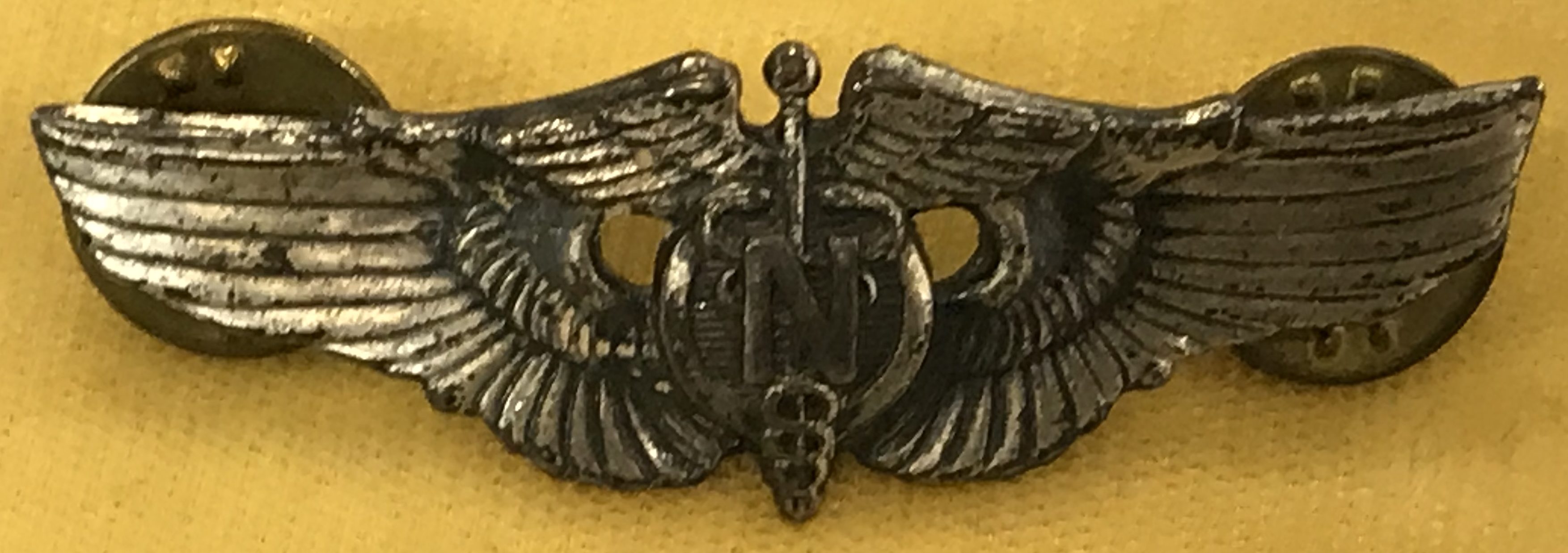 Flight Nurse Wing – WorldWarTwoVeterans.com